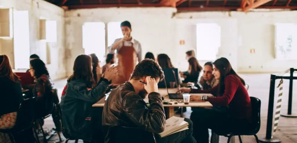 Signs that You Have Lost Control of Your Classroom? - Classroom ...